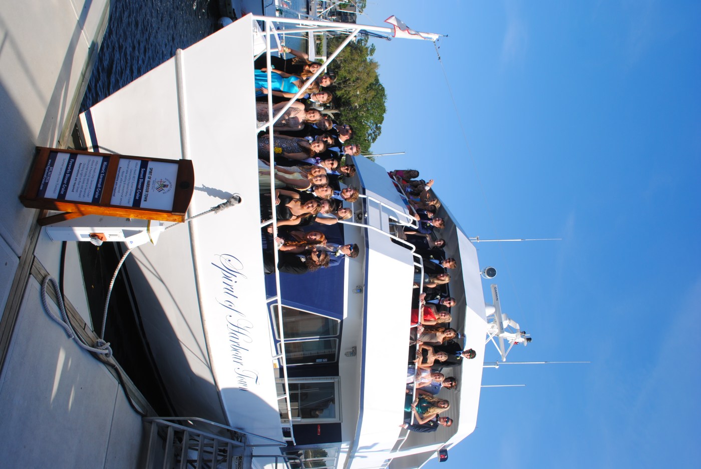 Senior Prom Dinner Cruise | Vagabond Cruise